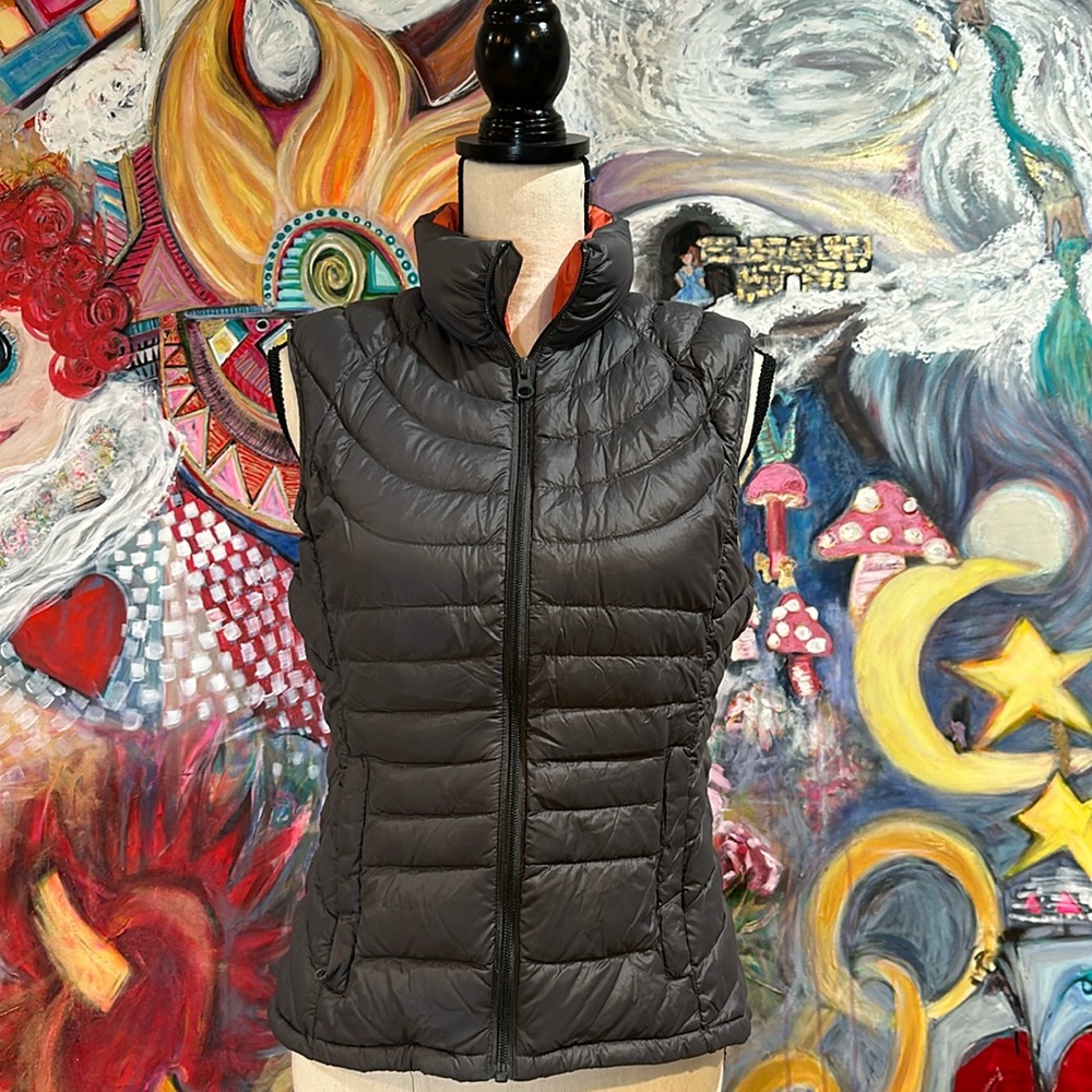 Reversible Lightweight Nylon And Down Puffer Vest - Gem